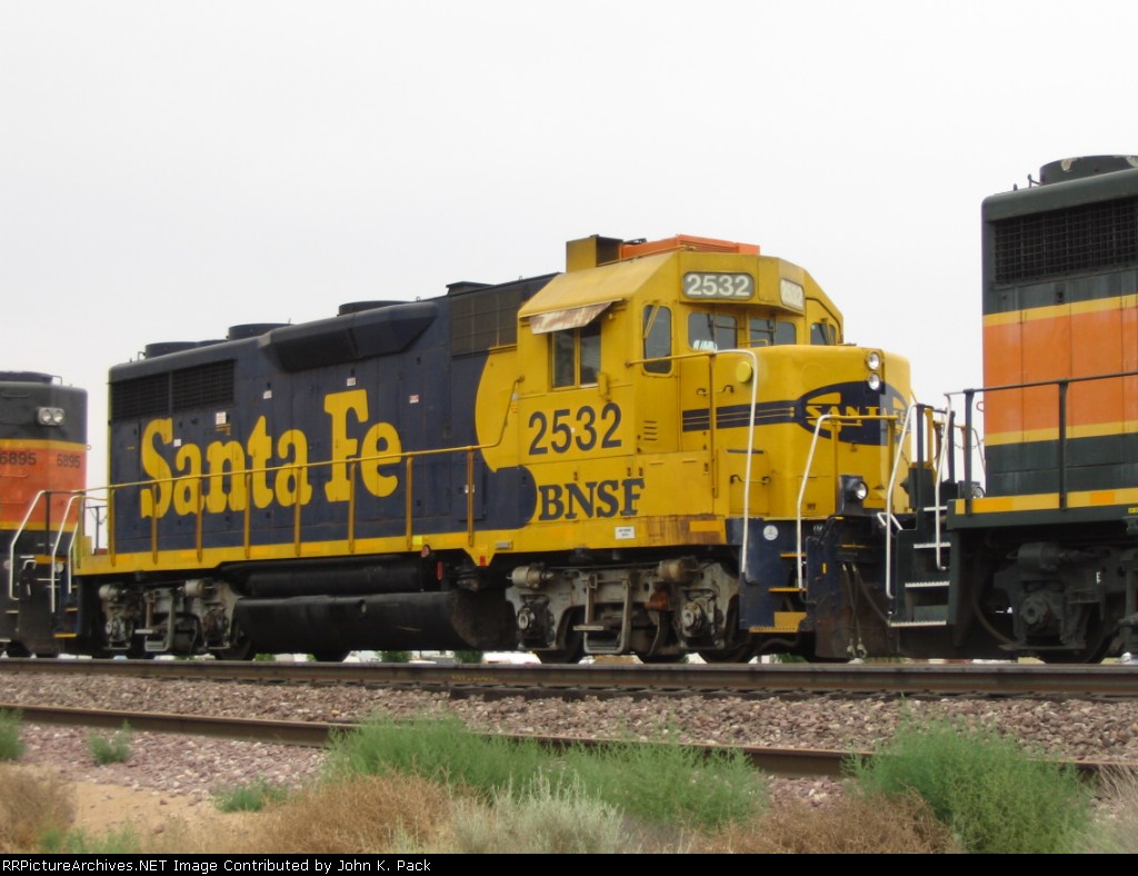 BNSF 2532
